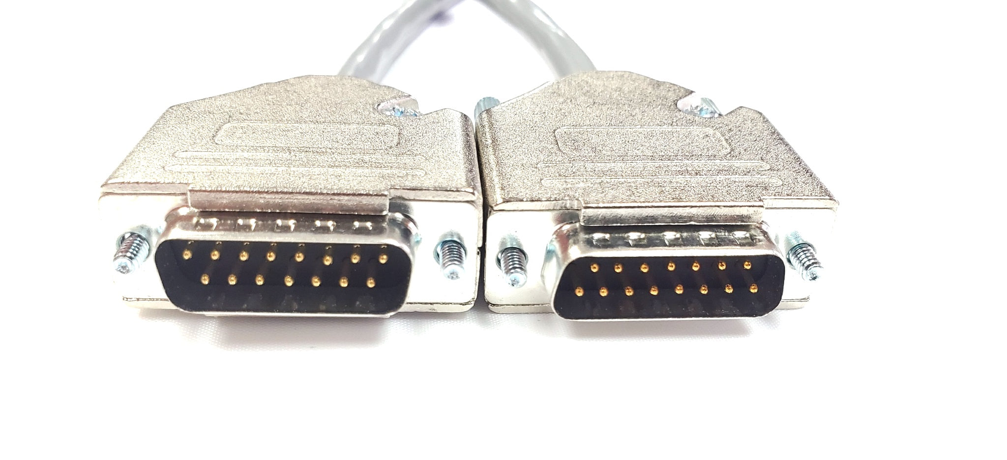 DB15 Male to Male All 15 Wires Connected 24 AWG - PVC Jacket - Gray – Custom Cable Connection